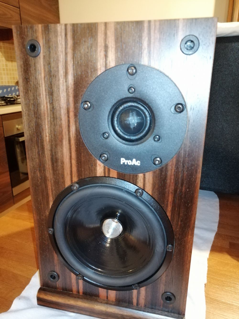 √ Proac Response Db1 Ebano Occasione Usato - Codice 242696