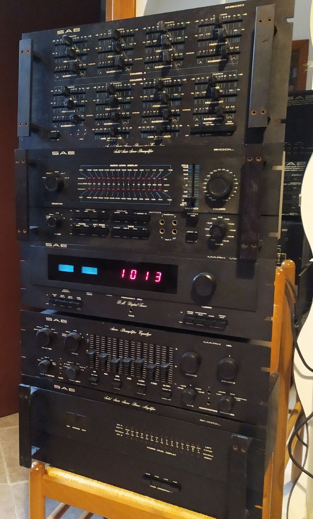 √ Sae Scientific Audio Electronics Pre 2100l e Finale2400l Occasione ...