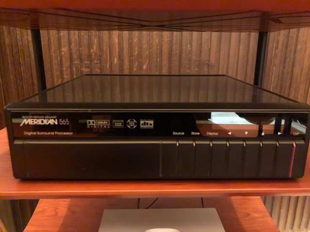 √ Meridian 565 Occasione Usato - Codice 286480