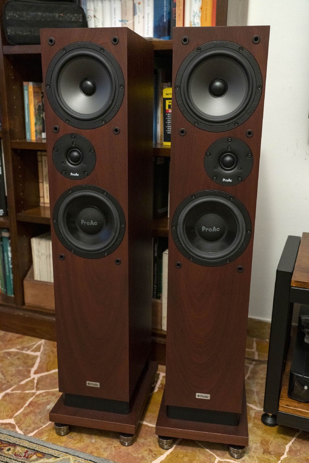 √ Proac Response Dt8 Occasione Usato - Codice 314826