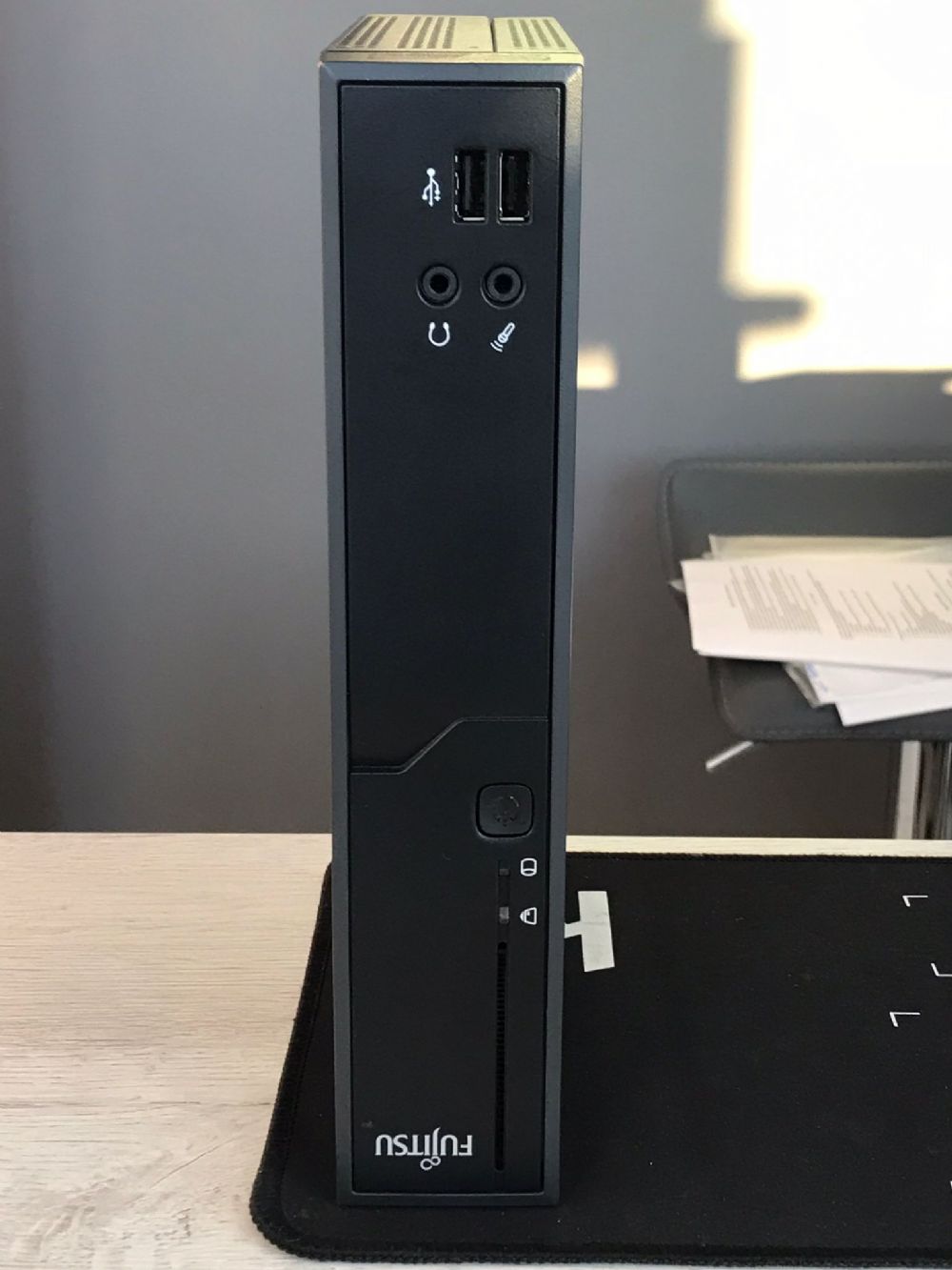 √ Music Streamer Fujitsu Con Daphile Occasione Usato - Codice 335942